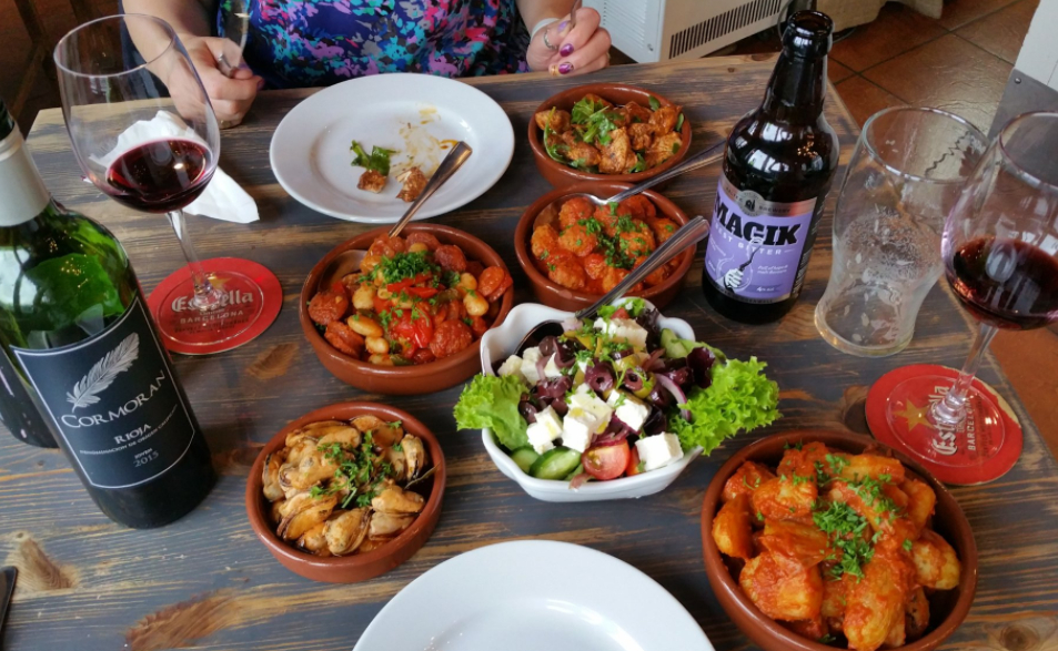 Estrella Morada Tapas Bar | Holiday Porth